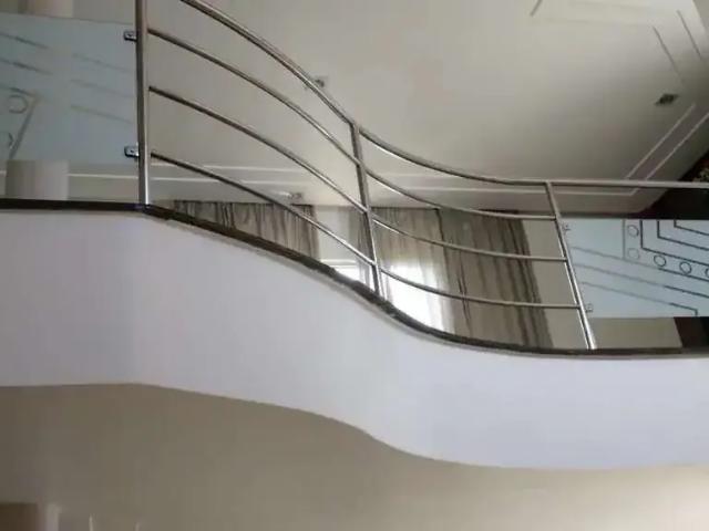 Casa / Sobrado para Venda em Feira de Santana/BA Mangabeira 3 Quartos