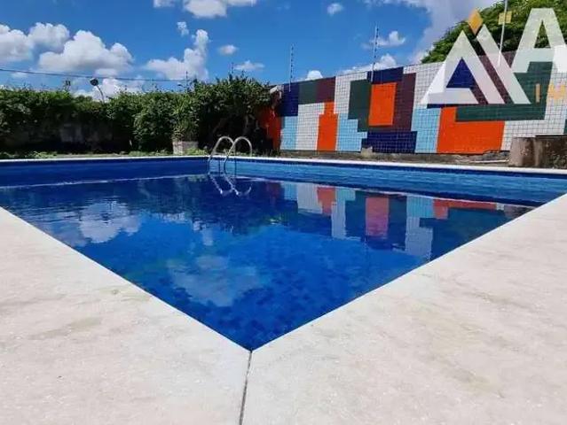 Casa / Sobrado para Venda em Feira de Santana/BA Muchila 4 Quartos