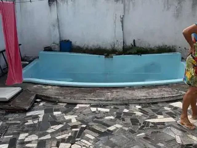 Casa / Sobrado para Venda em Feira de Santana/BA Muchila 3 Quartos