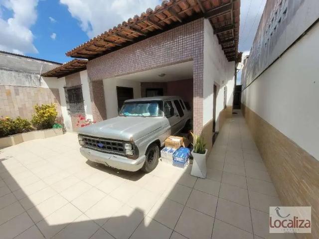 Casa / Sobrado para Venda em Feira de Santana/BA Sobradinho 4 Quartos