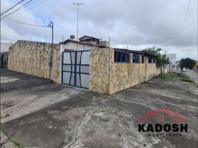 Casa / Sobrado para Venda em Feira de Santana/BA Sobradinho 3 Quartos