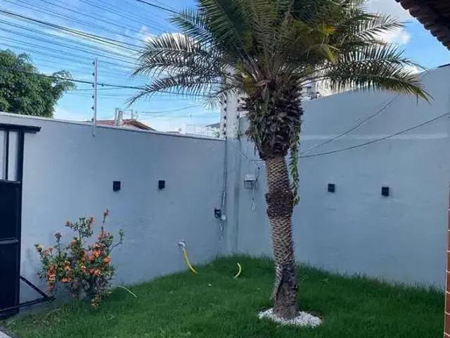 Casa / Sobrado para Venda em Feira de Santana/BA Santa Mônica 3 Quartos