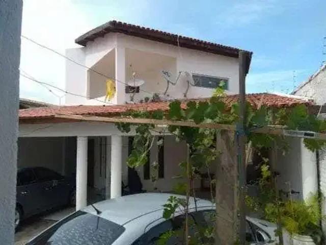 Casa / Sobrado para Venda em Feira de Santana/BA Santa Mônica 6 Quartos
