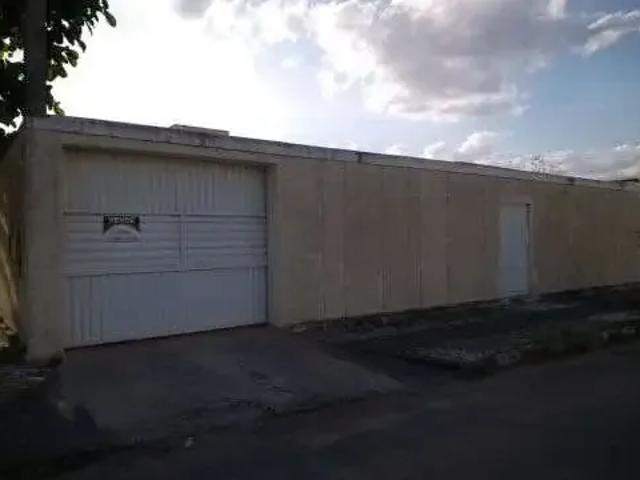 Casa / Sobrado para Venda em Feira de Santana/BA Sim 3 Quartos