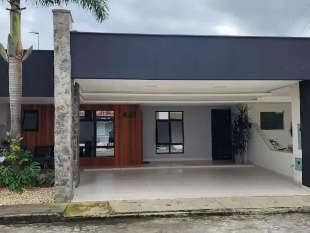 Casa / Sobrado para Venda em Feira de Santana/BA Sim 3 Quartos