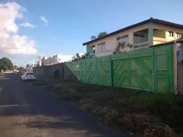 Casa / Sobrado para Venda em Feira de Santana/BA Sim 4 Quartos