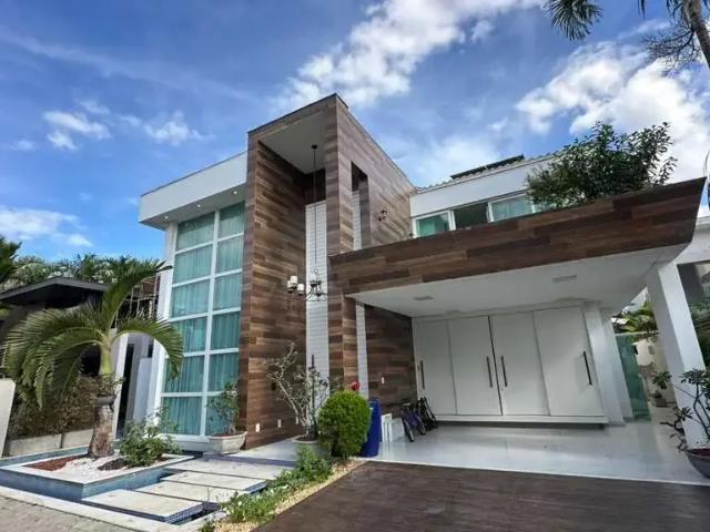 Casa / Sobrado para Venda em Feira de Santana/BA Sim 4 Quartos