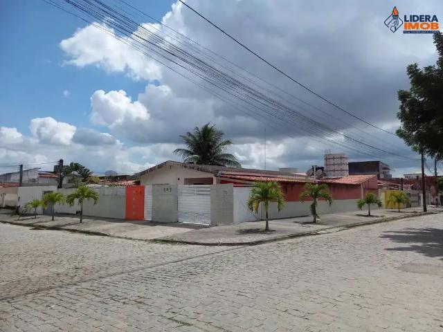 Casa / Sobrado para Venda em Feira de Santana/BA Parque Getúlio Vargas 2 Quartos