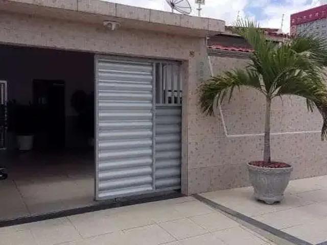 Casa / Sobrado para Venda em Feira de Santana/BA Parque Getúlio Vargas 3 Quartos