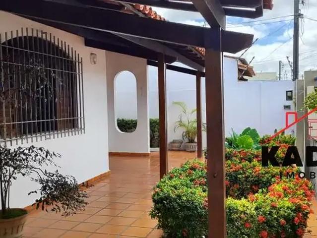 Casa / Sobrado para Venda em Feira de Santana/BA Queimadinha 3 Quartos