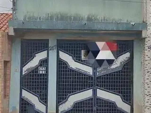 Casa / Sobrado para Venda em Feira de Santana/BA Rua Nova 3 Quartos
