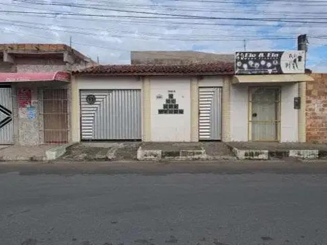 Casa / Sobrado para Venda em Feira de Santana/BA Tomba 3 Quartos