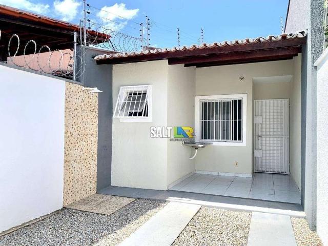 Casa / Sobrado para Venda em Fortaleza/CE Passaré 2 Quartos