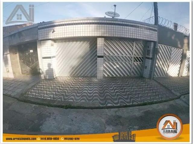 Casa / Sobrado para Venda em Fortaleza/CE Vila União 4 Quartos