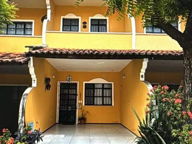 Casa / Sobrado para Venda em Fortaleza/CE Vila Velha 2 Quartos