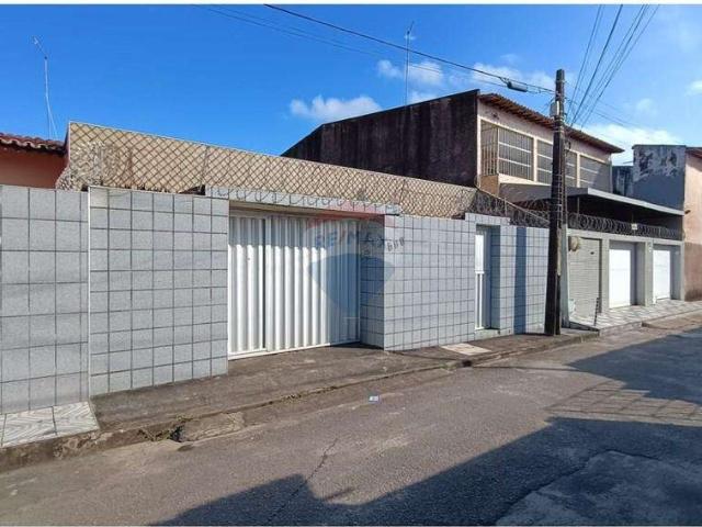 Casa / Sobrado para Venda em Fortaleza/CE Vila Velha 3 Quartos