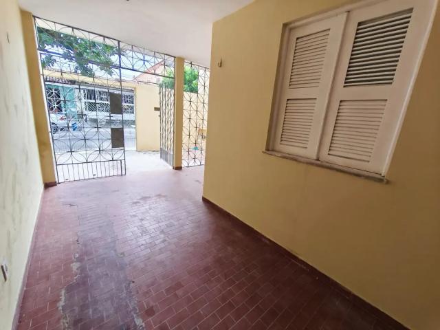 Casa / Sobrado para Venda em Fortaleza/CE Amadeu Furtado 2 Quartos