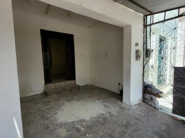 Casa / Sobrado para Venda em Fortaleza/CE Antônio Bezerra 3 Quartos