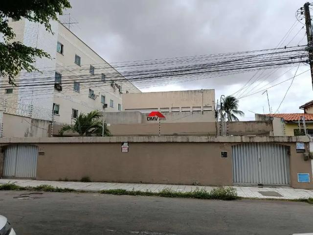 Casa / Sobrado para Venda em Fortaleza/CE Benfica 6 Quartos