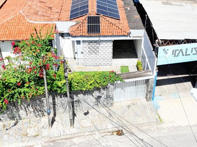 Casa / Sobrado para Venda em Fortaleza/CE Bela Vista 3 Quartos