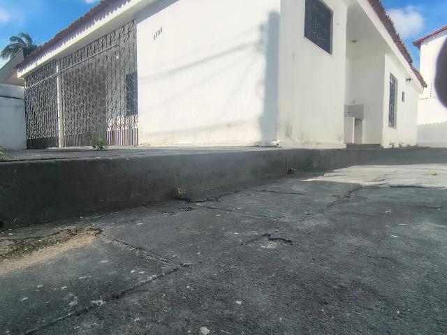 Casa / Sobrado para Venda em Fortaleza/CE Bela Vista 3 Quartos