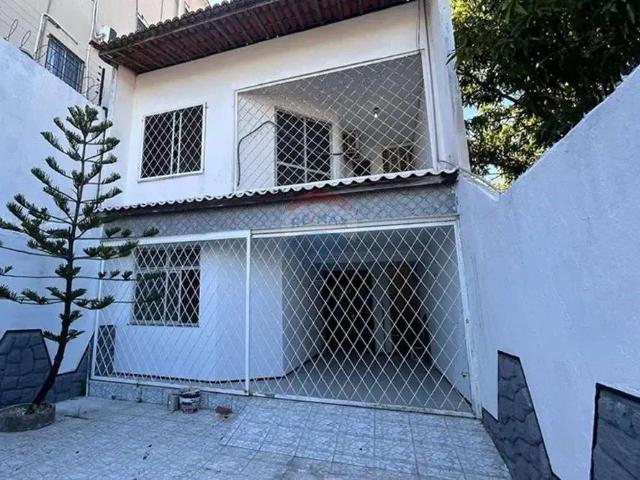 Casa / Sobrado para Venda em Fortaleza/CE Boa Vista Castelão 5 Quartos