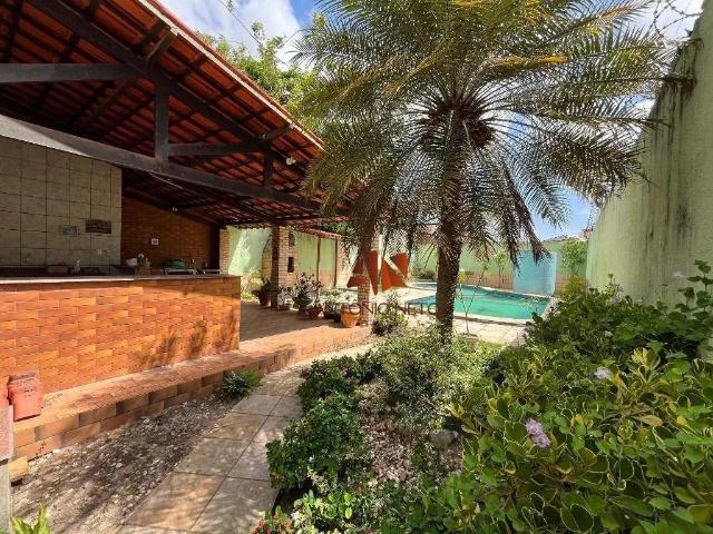Casa / Sobrado para Venda em Fortaleza/CE Cambeba 4 Quartos