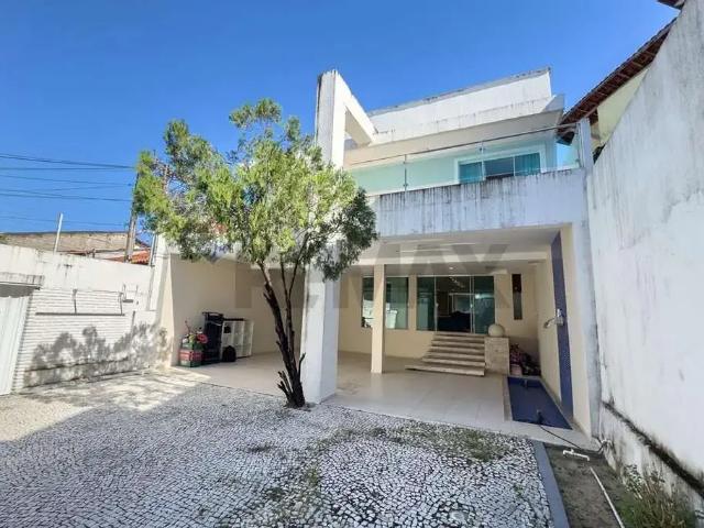 Casa / Sobrado para Venda em Fortaleza/CE Cambeba 4 Quartos