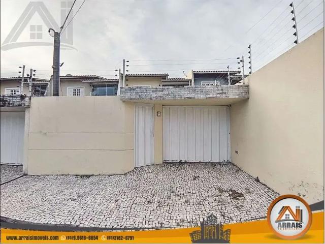 Casa / Sobrado para Venda em Fortaleza/CE Cidade dos Funcionários 4 Quartos
