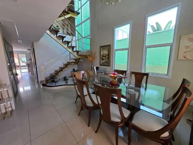 Casa / Sobrado para Venda em Fortaleza/CE Cidade dos Funcionários 6 Quartos