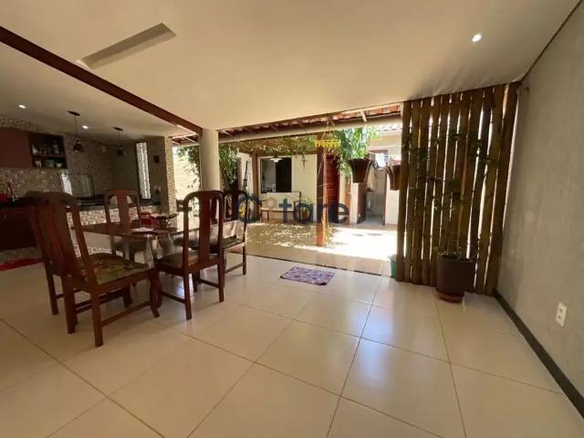 Casa / Sobrado para Venda em Fortaleza/CE Cidade dos Funcionários 8 Quartos