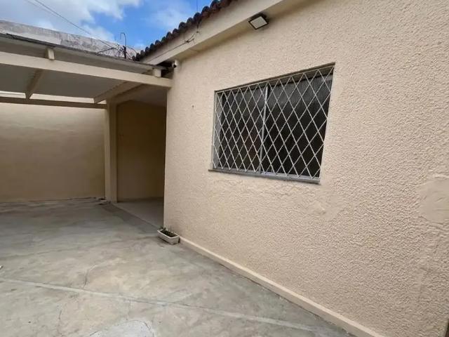 Casa / Sobrado para Venda em Fortaleza/CE Conjunto Ceará II 3 Quartos