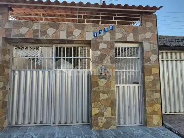 Casa / Sobrado para Venda em Fortaleza/CE Damas 3 Quartos