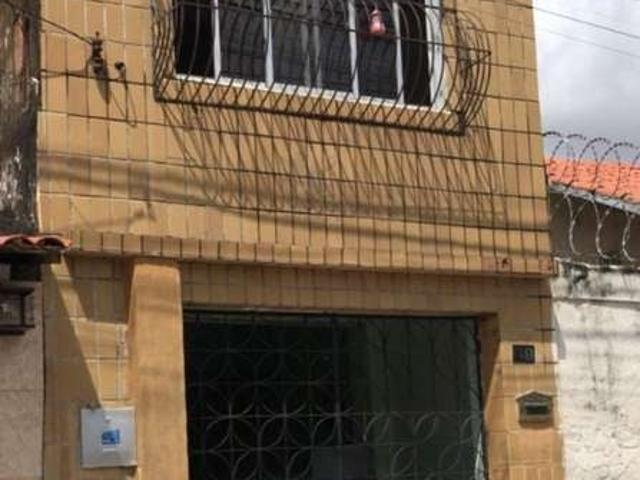 Casa / Sobrado para Venda em Fortaleza/CE Democrito Rocha 2 Quartos