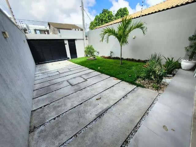 Casa / Sobrado para Venda em Fortaleza/CE Edson Queiroz 4 Quartos