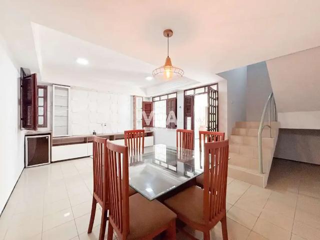 Casa / Sobrado para Venda em Fortaleza/CE Engenheiro Luciano Cavalcante 4 Quartos