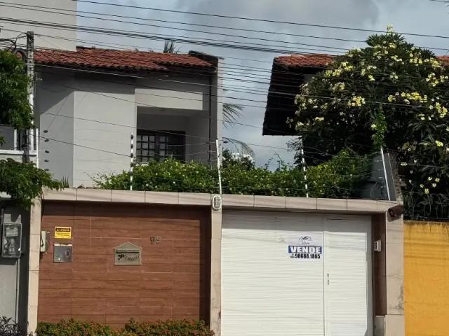 Casa / Sobrado para Venda em Fortaleza/CE Engenheiro Luciano Cavalcante 4 Quartos