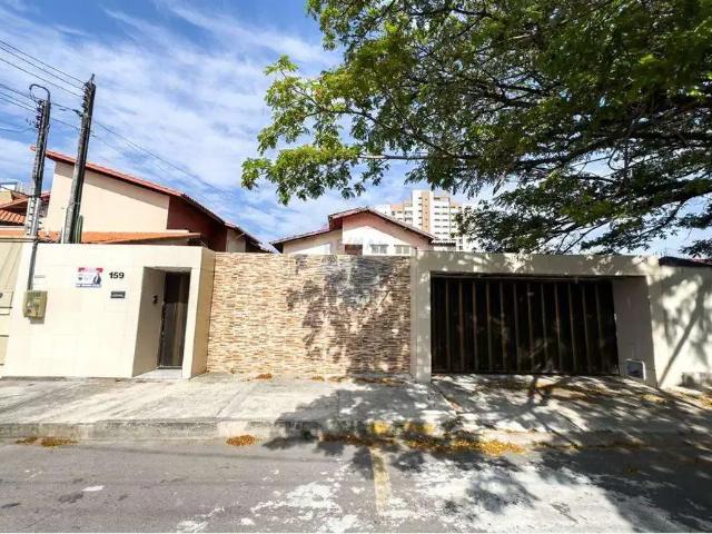Casa / Sobrado para Venda em Fortaleza/CE Engenheiro Luciano Cavalcante 5 Quartos