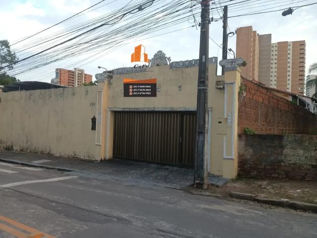 Casa / Sobrado para Venda em Fortaleza/CE Engenheiro Luciano Cavalcante 5 Quartos