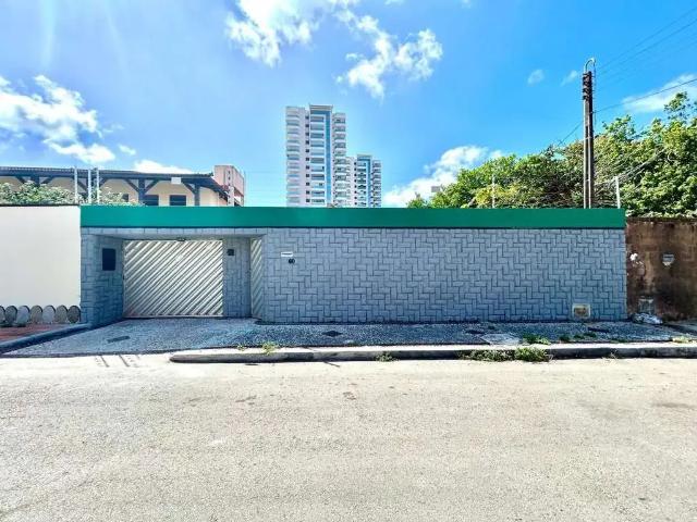 Casa / Sobrado para Venda em Fortaleza/CE Engenheiro Luciano Cavalcante 5 Quartos