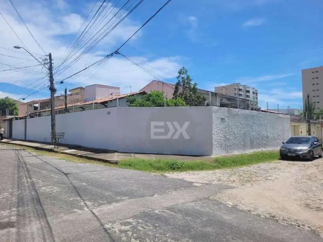 Casa / Sobrado para Venda em Fortaleza/CE Engenheiro Luciano Cavalcante 2 Quartos