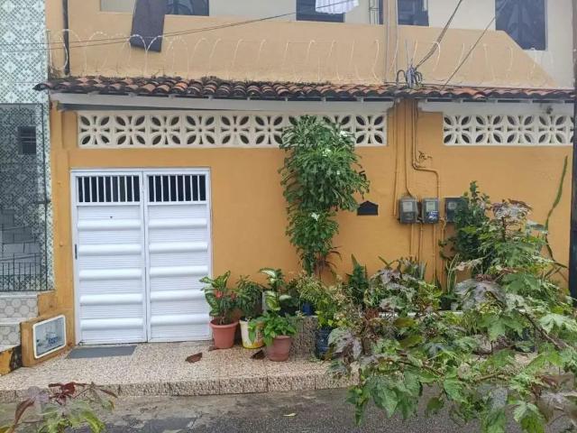 Casa / Sobrado para Venda em Fortaleza/CE Farias Brito 2 Quartos