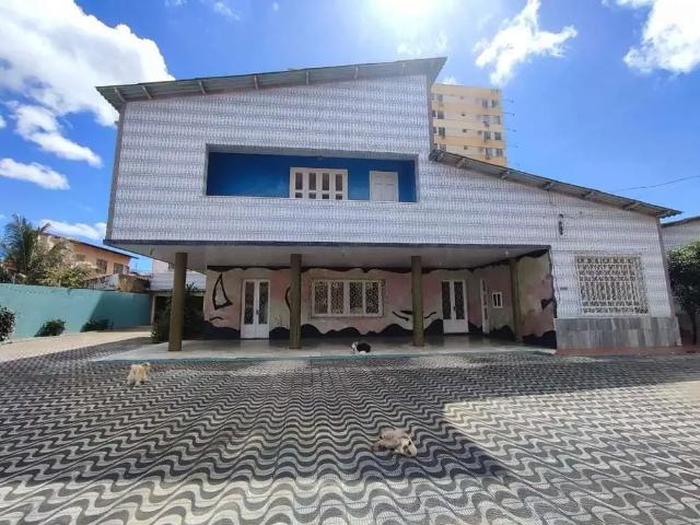 Casa / Sobrado para Venda em Fortaleza/CE Farias Brito