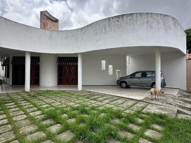Casa / Sobrado para Venda em Fortaleza/CE Fátima 2 Quartos
