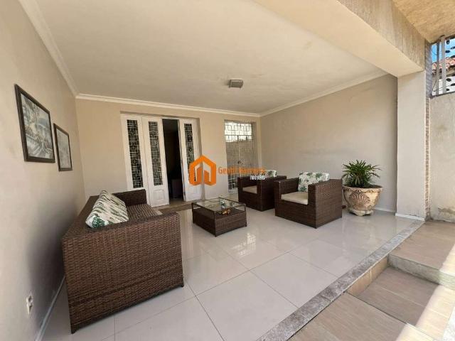 Casa / Sobrado para Venda em Fortaleza/CE Fátima 5 Quartos