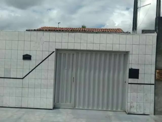 Casa / Sobrado para Venda em Fortaleza/CE Guajerú 3 Quartos