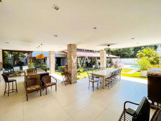 Casa / Sobrado para Venda em Fortaleza/CE Guararapes 5 Quartos