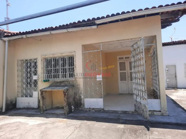 Casa / Sobrado para Venda em Fortaleza/CE Henrique Jorge 4 Quartos