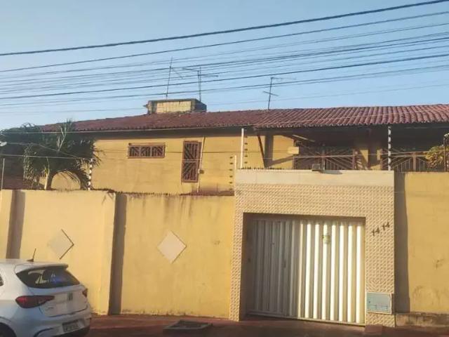 Casa / Sobrado para Venda em Fortaleza/CE Henrique Jorge 5 Quartos