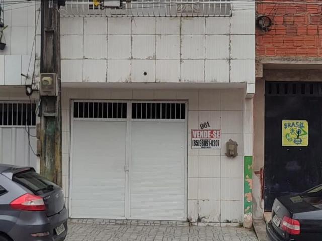 Casa / Sobrado para Venda em Fortaleza/CE Henrique Jorge 3 Quartos